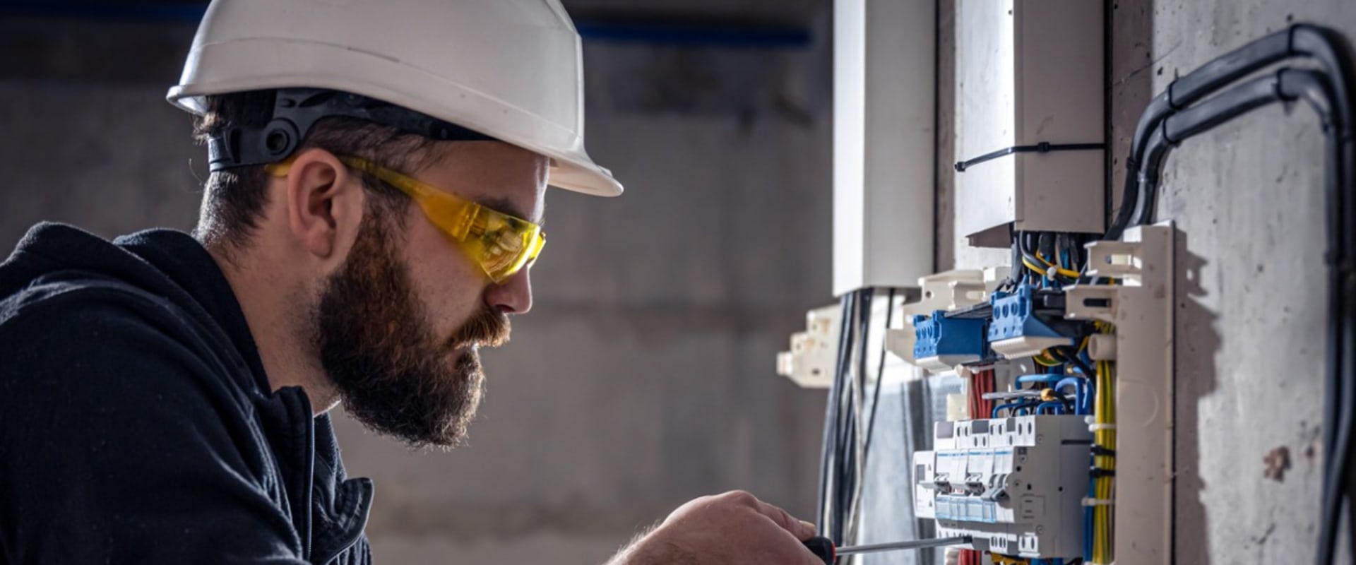 What is the Lowest Level of Electrician Qualification?